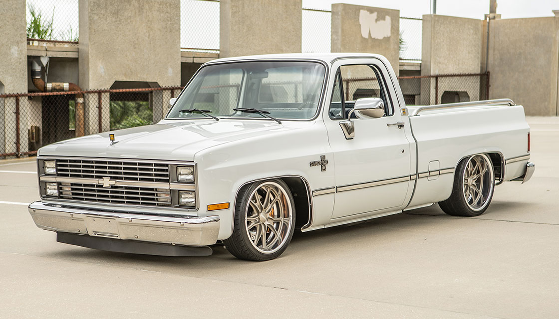 1984 Chevy Silverado - Motortopia