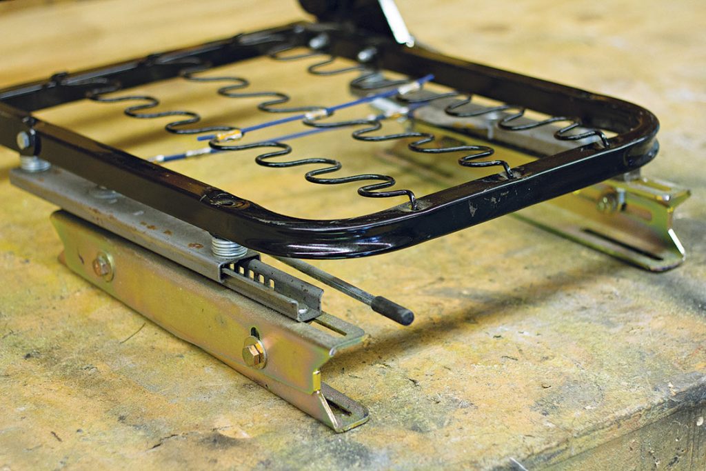 STREET ROD SEATING - Motortopia - EVERYTHING Automotive!