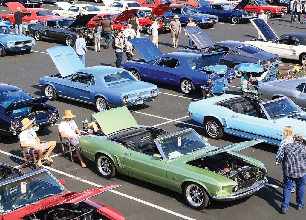 FABULOUS FORDS FOREVER: The largest all-Ford car show on the West Coast ...