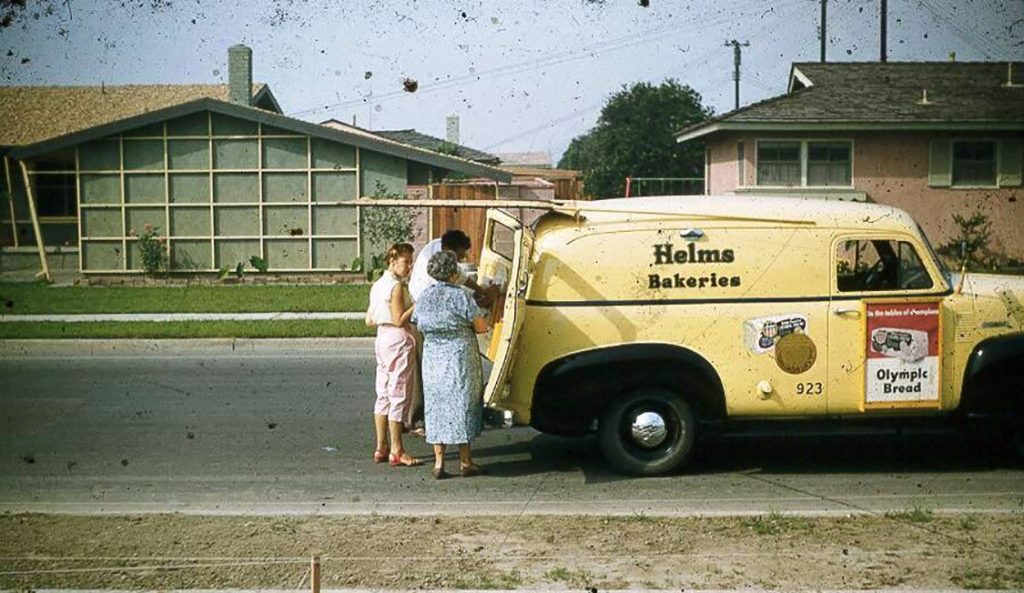 THE HELMS BAKERY TRUCK - Motortopia - EVERYTHING Automotive!