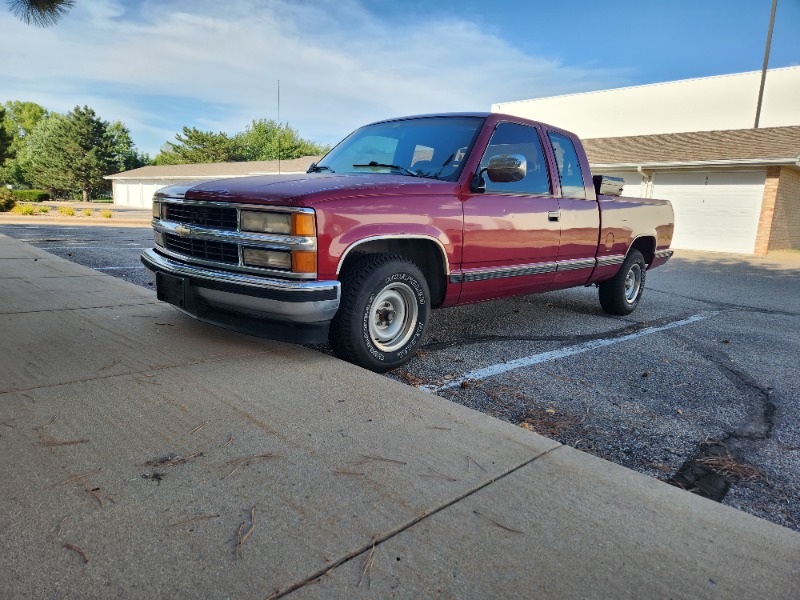 1992 Chevrolet 1500 Extended Cab - Motortopia - EVERYTHING Automotive!